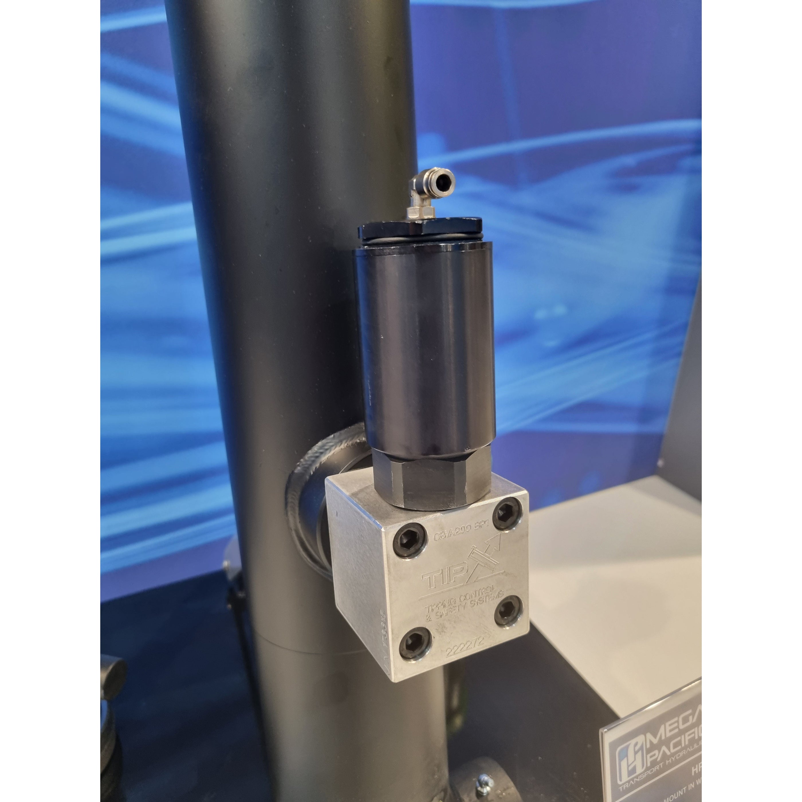 Oil Path Hoist Cylinder Blocking Valve For Semi Tippers — Equipment ...