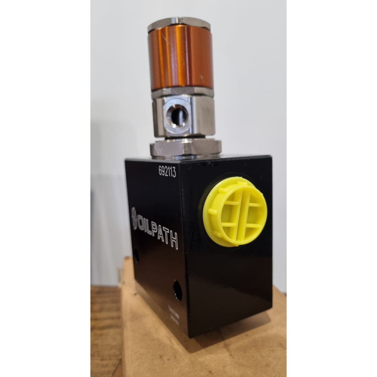 Oilpath Cylinder Blocking Valve 3/4" Air Operated – Equipment Link ...